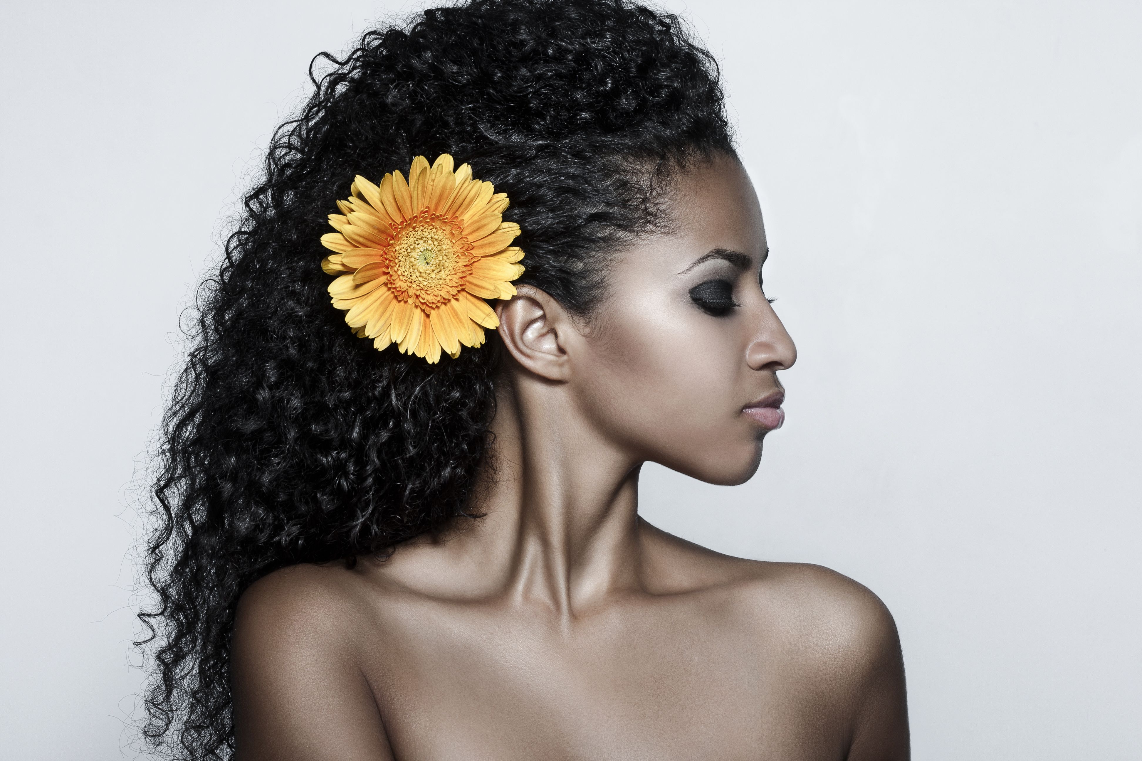 Soin après défrisage : Salon de coiffure afro à Paris 1